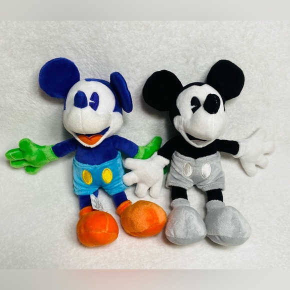 Disney | Toys | 8 Disney Parks Funky Colorful Mickey Mouse Plush Toy ...
